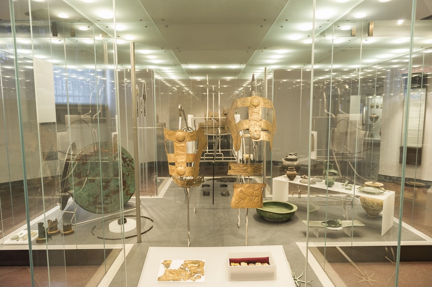 Commercial-Glass-Display-Cases | Murray Glass