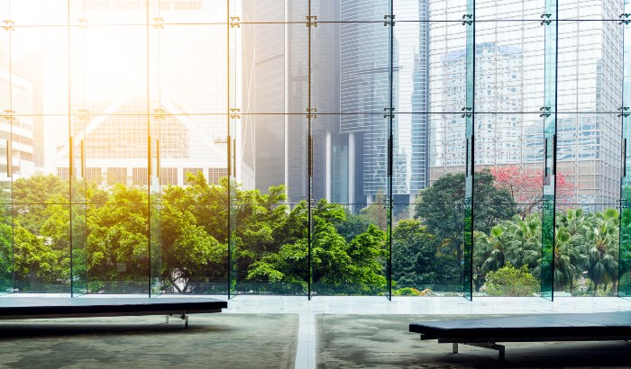 4 Factors To Consider Before Installing Glass Walls To Your Home